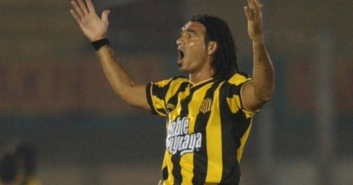 Conmoción: muere el ex futbolista Robert Lima y un día después la madre ...