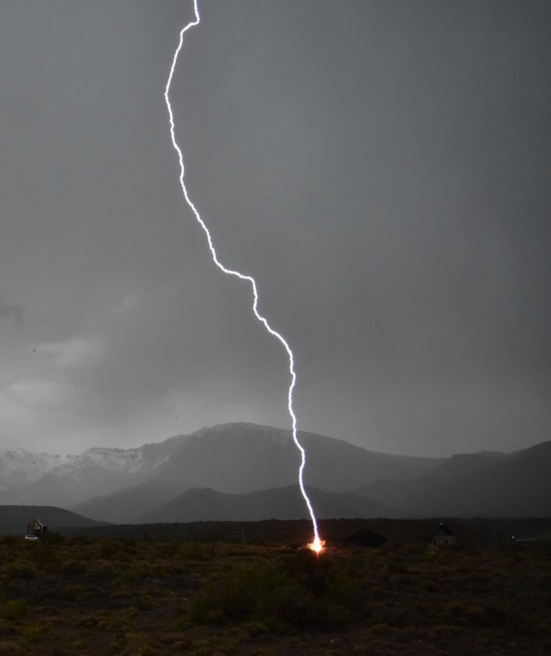 Tunuyán: trabajaban en una finca y fueron impactados por un rayo