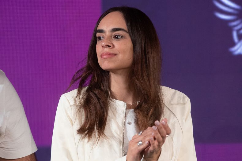 Esta es la voz de Julieta Metral Asensio: la enigmática diputada ...