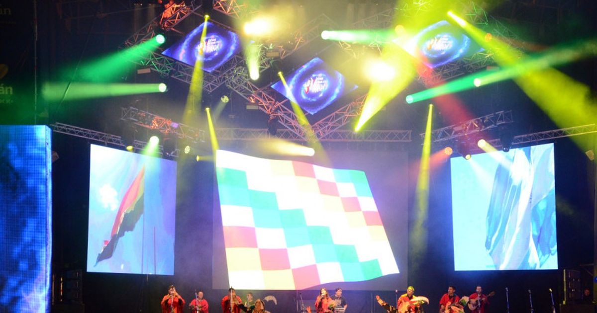 Muy buen inicio del Festival Nacional de la Tonada con numeroso público ...