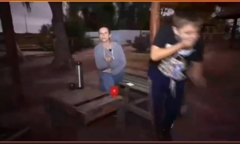 Video viral: la reacción del nene que se quemó tomando mates