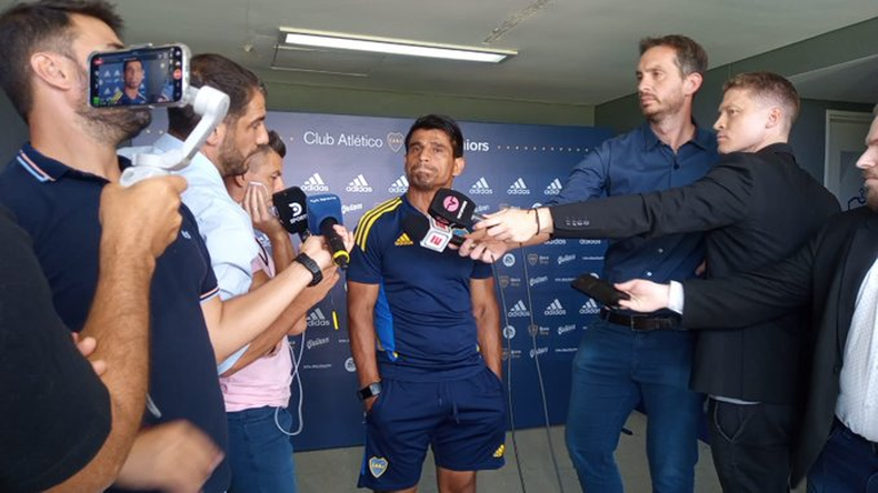 Hugo Ibarra salió a ponerle el pecho a las balas por el mal momento de Boca