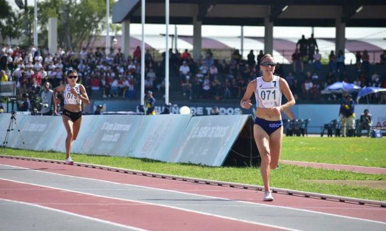 Florencia Borelli consiguió el oro en los 10 mil metros de atletismo