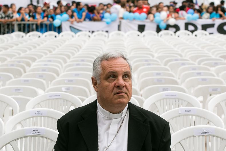 Colombo, al frente del Episcopado, cuestionó la gestión económica de ...