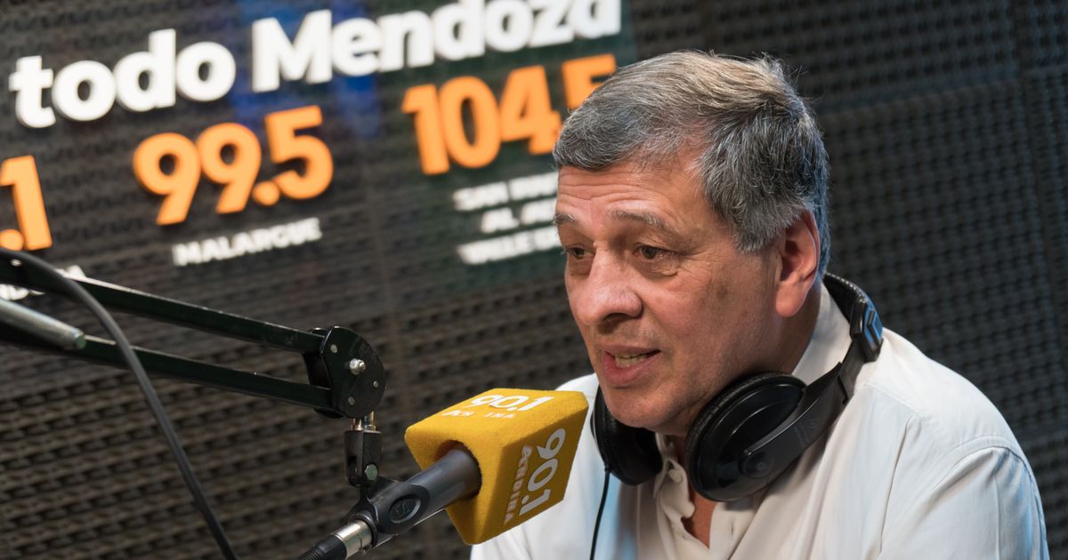 Daniel Orozco presenta su libro MTD en el Congreso Nacional mexicano