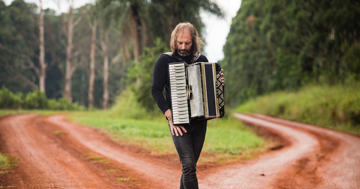El Chango Spasiuk toca el viernes en el Mendoza