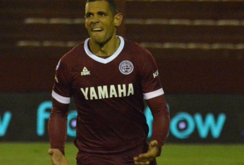 El veterano Pepe rompe récord tras récord