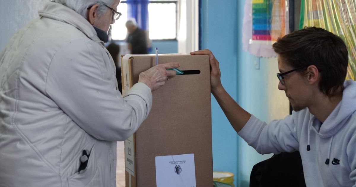 Hasta qué edad es obligatorio votar en la Argentina