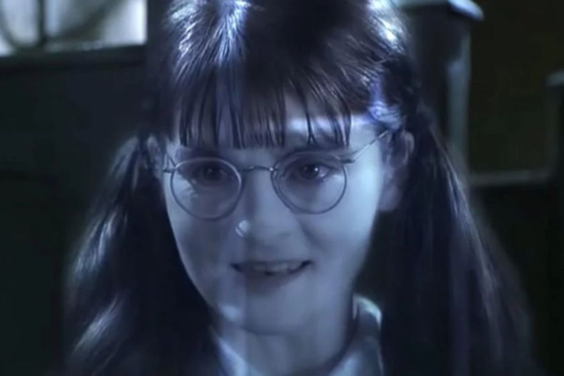 Harry Potter: así luce hoy Shirley Henderson, actriz que interpretó a ...