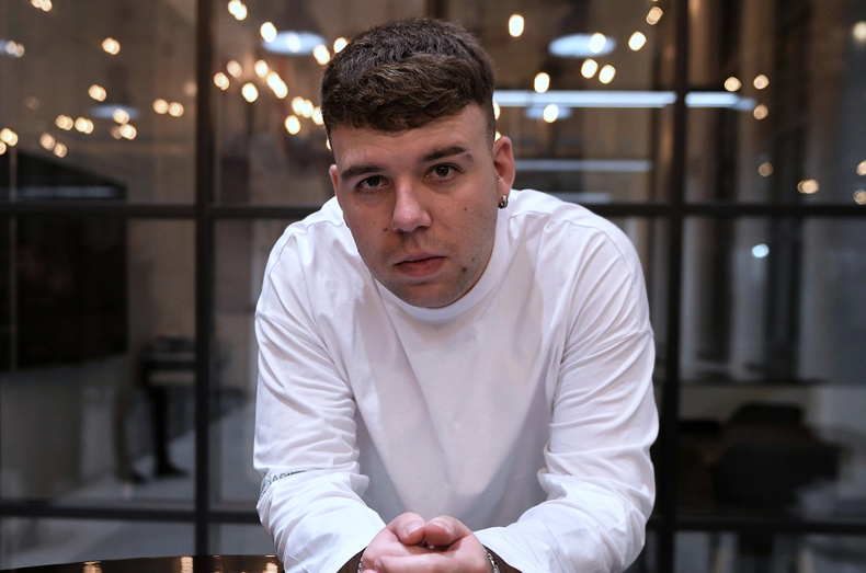 Quevedo hizo público su relación y presentó a su novia