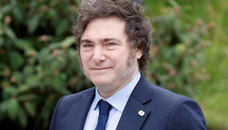 Javier Milei agradeció a los que luchan contra los incendios en Chubut ...