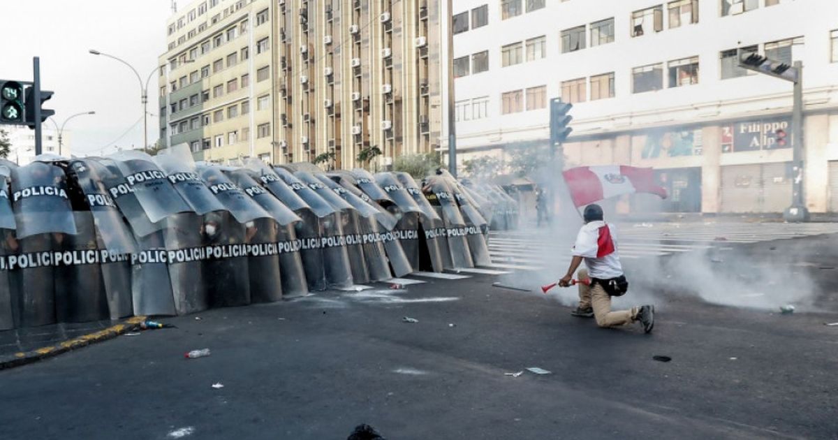 Perú: Castillo busca salidas para frenar el descontento popular