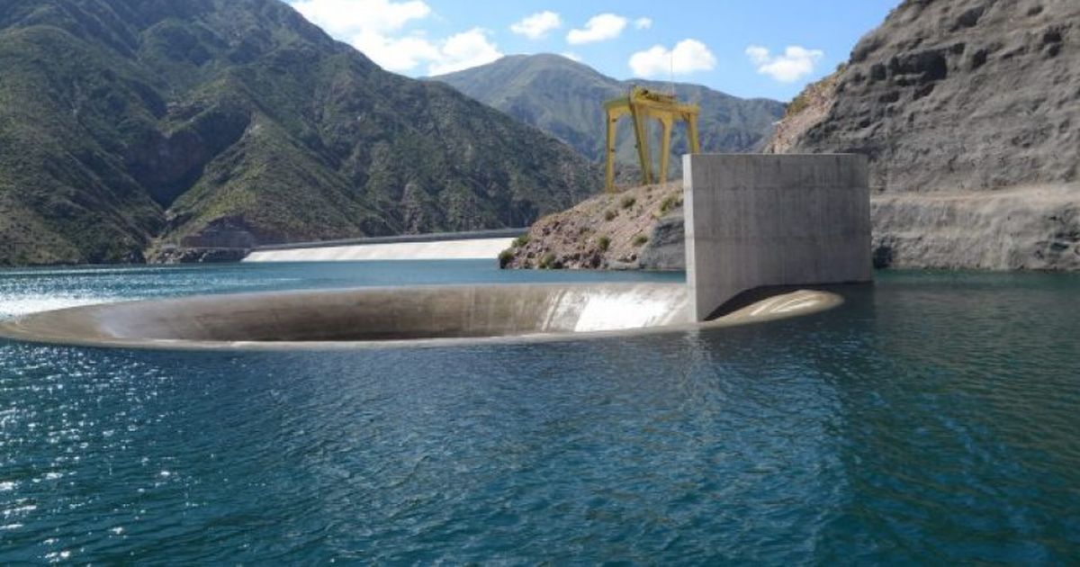 Tareas de limpieza en el Dique Potrerillos: recomendaciones para la ...