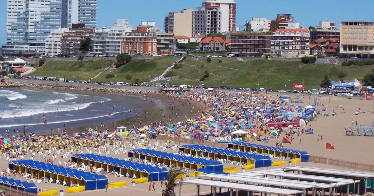 Para una familia, vacacionar en Mar del Plata cuesta casi un millón y medio de pesos