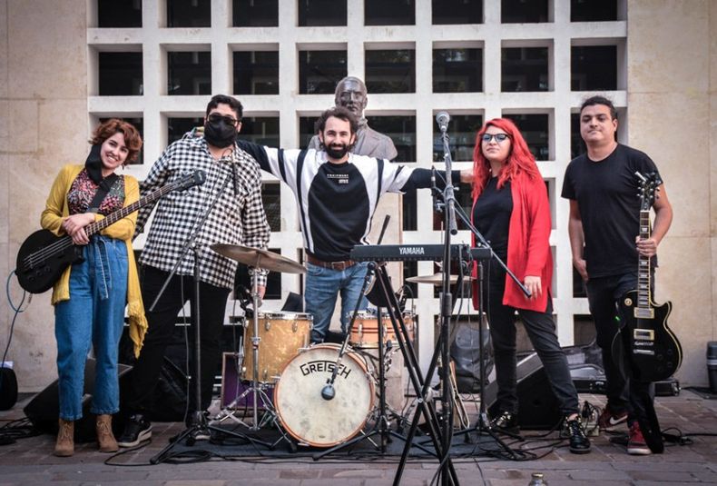 La banda Macoli Colkin se sube al escenario de las NiU Sessions