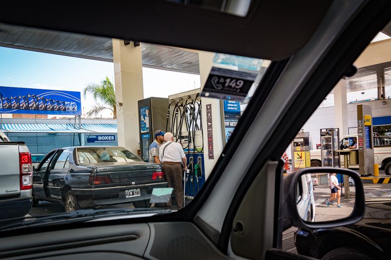 Vuelve a subir el precio de la nafta: cuánto y desde cuándo