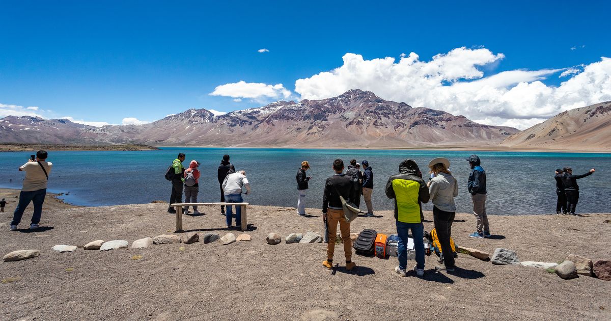 La Laguna del Diamante volvió a abrir y ya cautiva a mendocinos y turistas