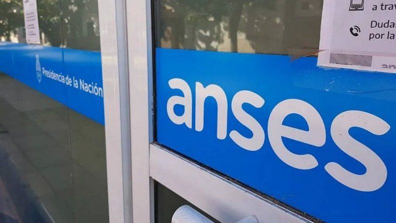ANSES: quiénes cobran este viernes 23 de agosto de 2024