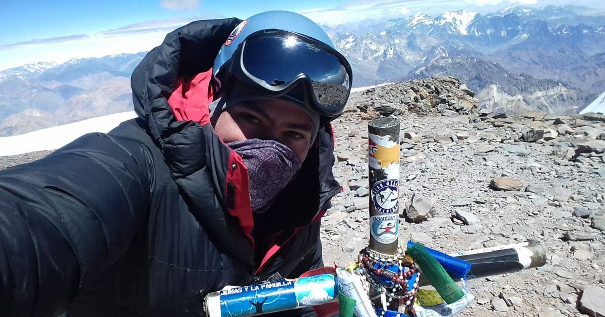 Tiene 46 cumbres en el Aconcagua y salva vidas: la historia de Tato Mayorga