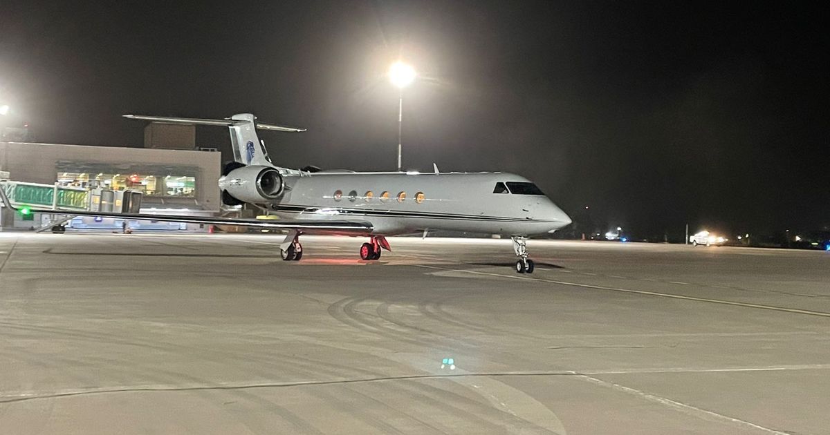 Rumbo al festejo íntimo: así es el avión privado de Messi