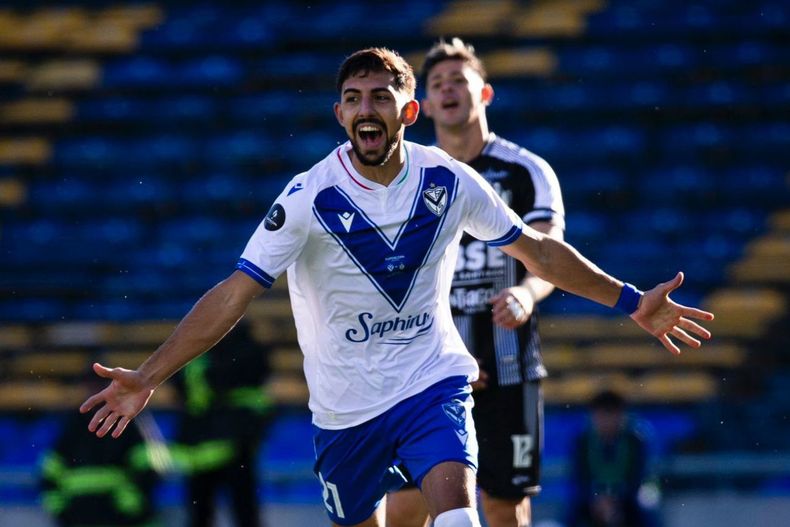 Vélez fue superior, derrotó a Central Córdoba y levantó la Supercopa ...