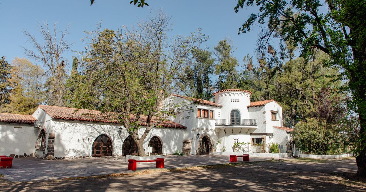 Dique Cipolletti: reabre la histórica hostería con renovada propuesta