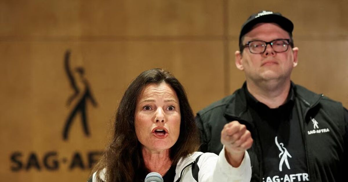 Hollywood en huelga: Fran Drescher se sumó al reclamo de los guionistas